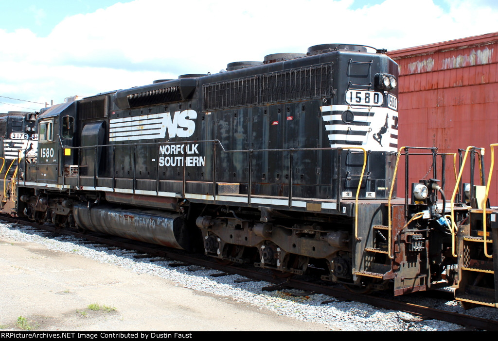 NS 1580 SD40